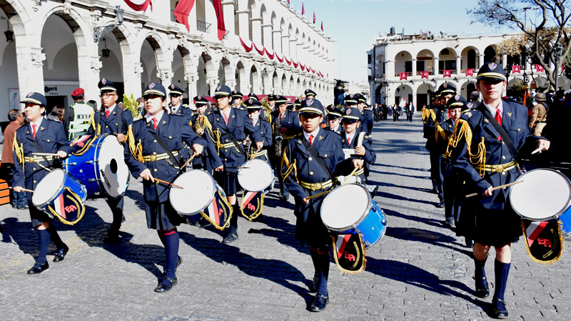 Servicios - COLEGIO EDWIN ALEXANDER